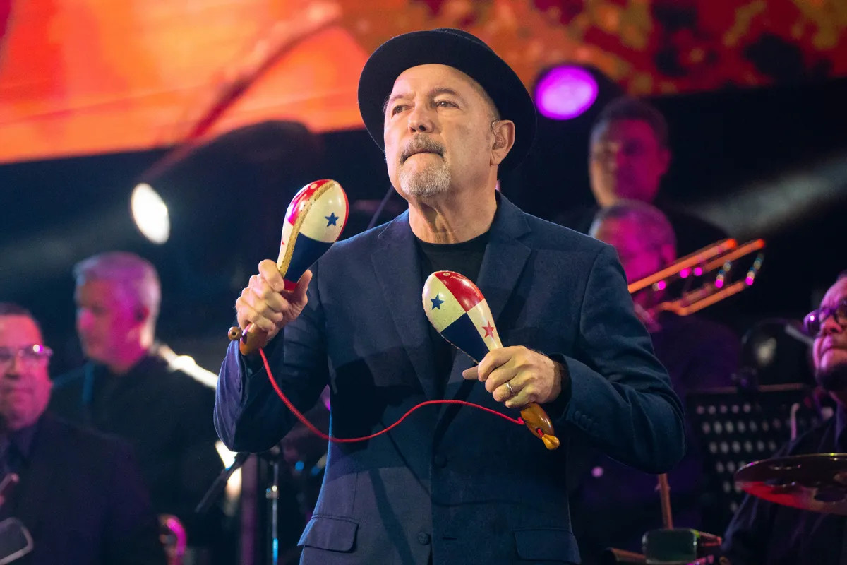 Rubén Blades arrancó risas y lágrimas caribeñas en el Luna Park de ...